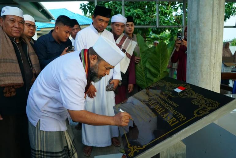Gubernur Bengkulu Resmikan TPQ di Masjid Ali Wal Asri, Dorong Masjid ...